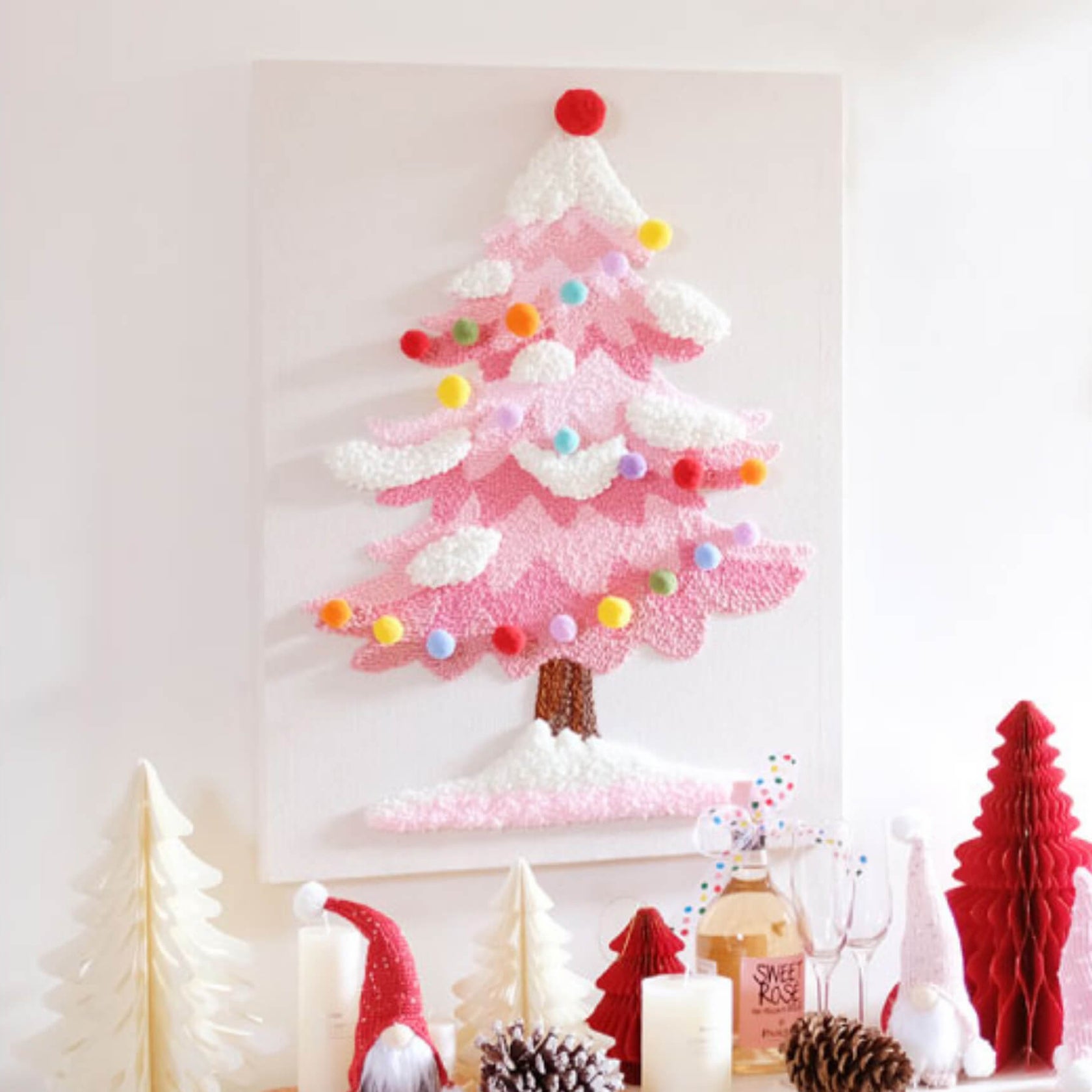 Festive Christmas Tree Punch Needle Kit | Paint With Yarn